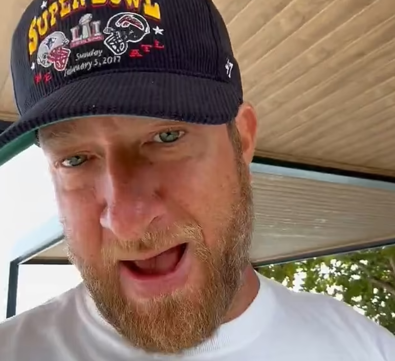 Angry Dave Portnoy demands Donald Trump answers key question